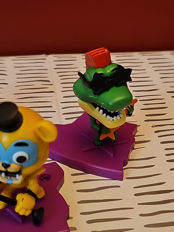 Five Nights At Freddy's FNAF SECURITY BREACH Craftables MONTOGOMERY ...