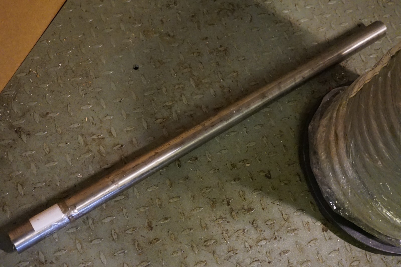 36"-38" Long x 1-3/4" Diameter PH13-8Mo AMS 5629 Stainless Steel Bar ...