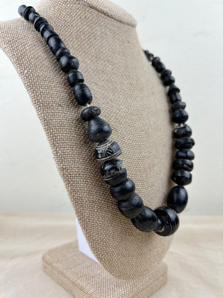Ancient Bactrian Black Banded Agate and Jet Beads | eBay