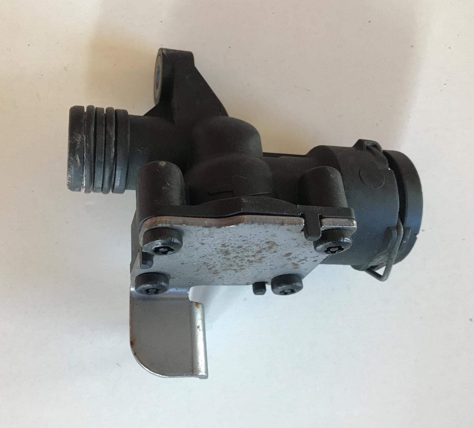 Anschließen Stutzen A2722000054 M272 M273 Mercedes W216 W212 W209 W207 ...