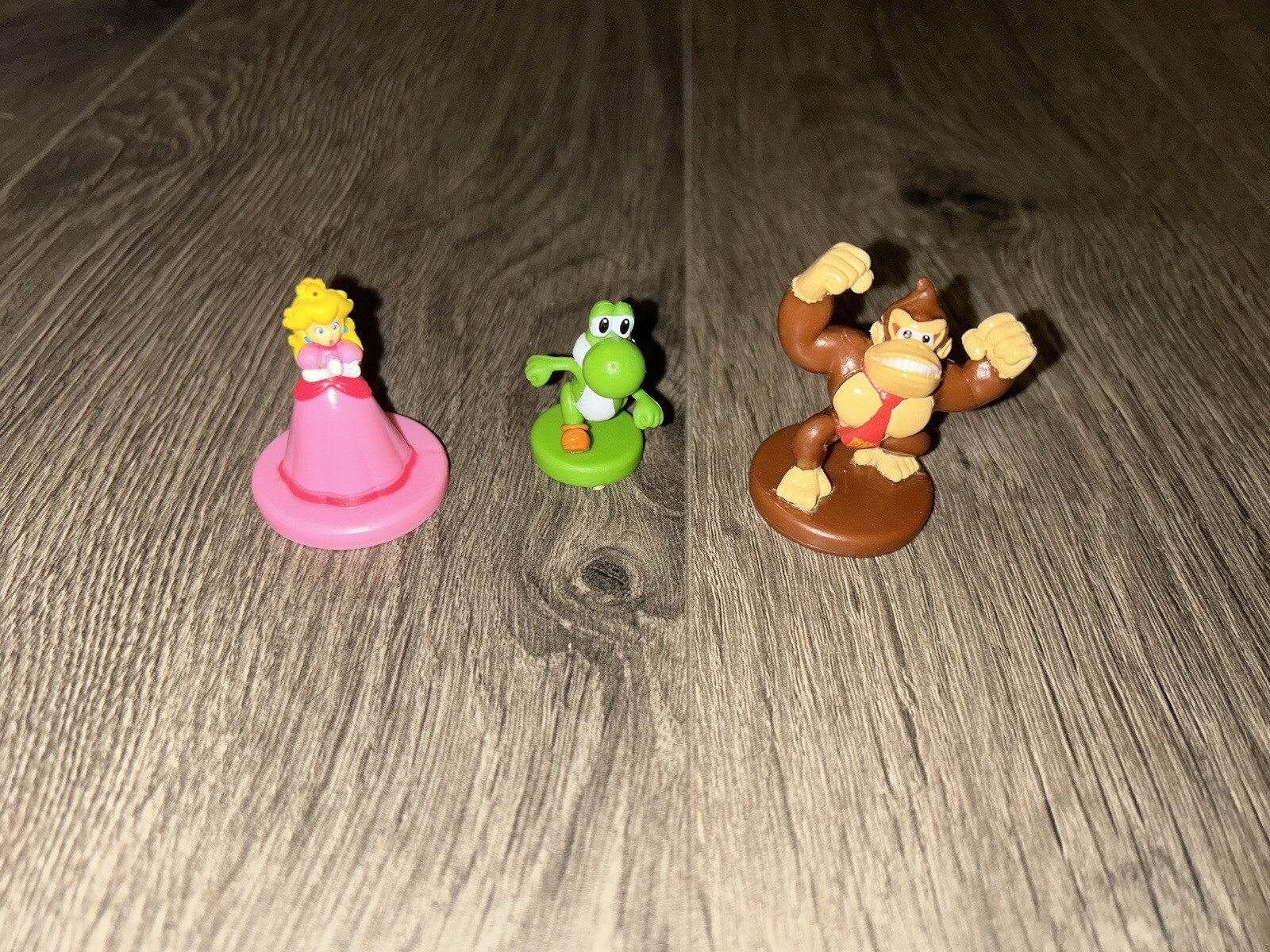 Monopoly Gamer Edition Nintendo DONKEY KONG, Princess, Yoshi Figure ...