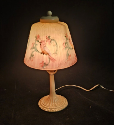ANTIQUE CAST IRON LAMP WITH REVERSE PAINTED RIBBED GLASS PARROT SHADE ...