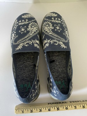 Yuu Shoes Womens Sz 8 M Krishna Blue/ White Embroidered Slip On Comfort ...