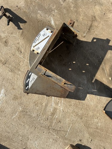 Massey Ferguson 1100 Side Console Tag #3323 | eBay