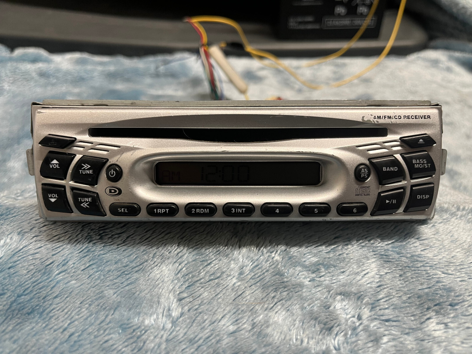 Durabrand 60 Watt Am/fm Car Stereo CD Player With Faceplate DB1210 for ...