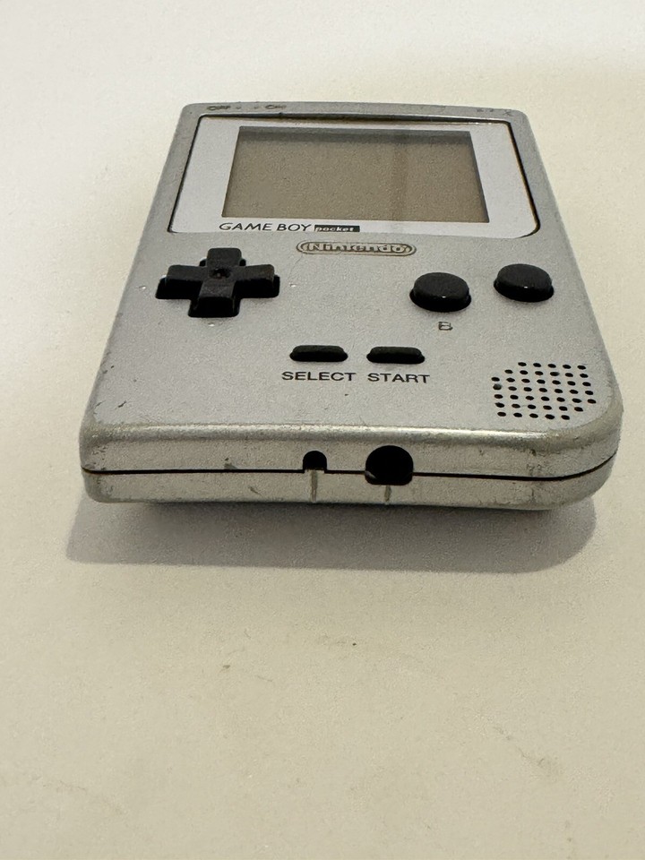 Nintendo Game Boy Pocket MGB-001 - SILVER - 100% OEM - Tested Working ...