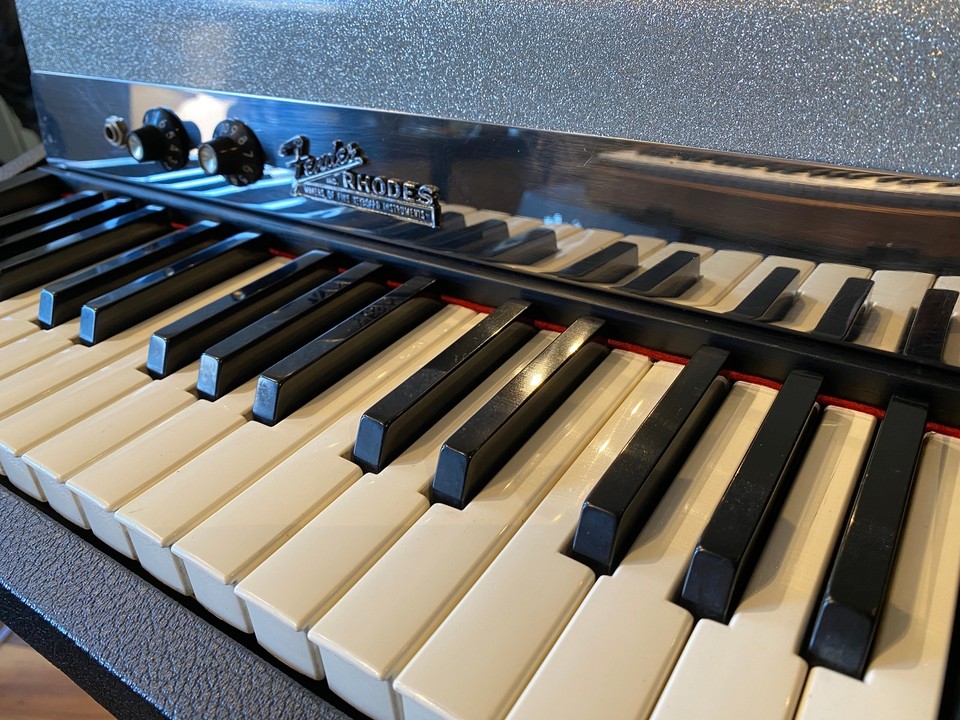 Fender Rhodes Piano Bass Vintage 32-Key Keyboard Sparkle Top Serviced c ...