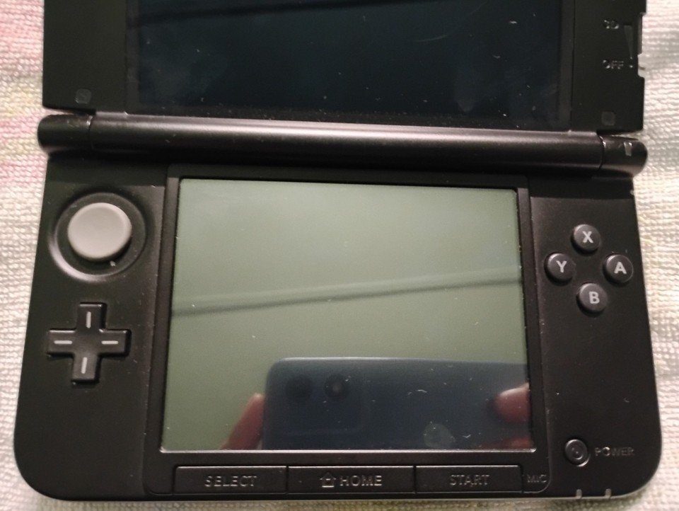 Nintendo 3DS XL Black Handheld Console with Stylus, Charger, **PINK ...