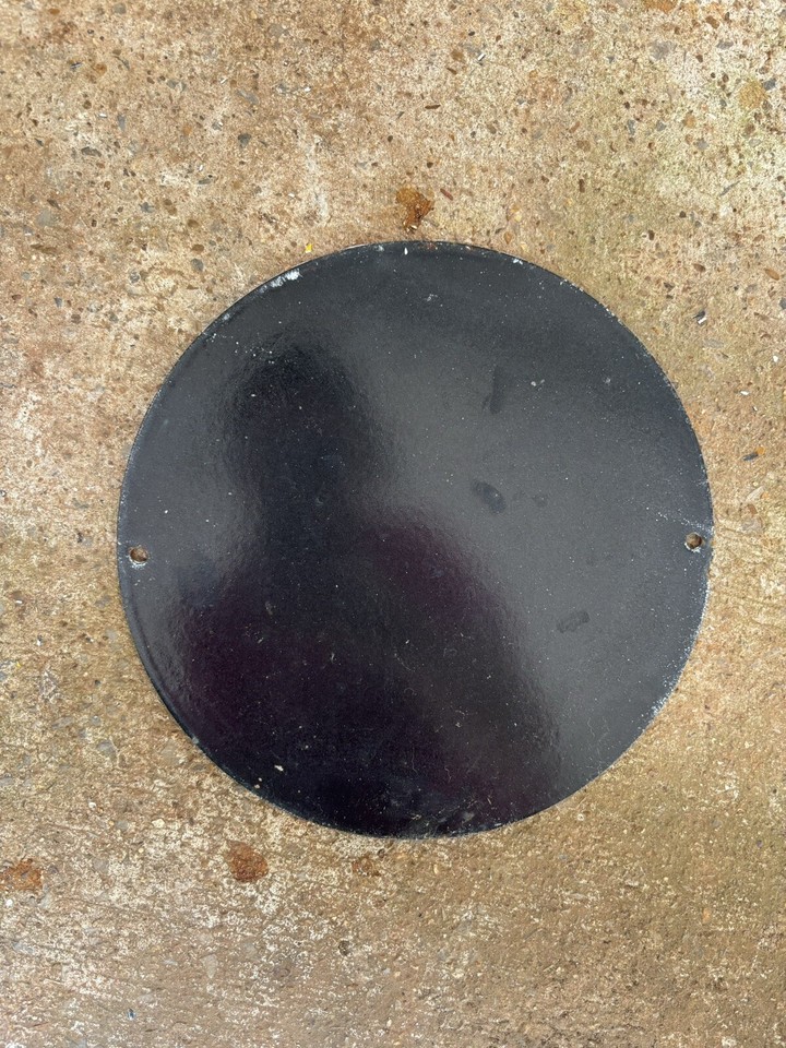 VINTAGE PORCELAIN C.W. FIFIELD OPTOMETRIST GLASSES FITTED GAS AND OIL ...