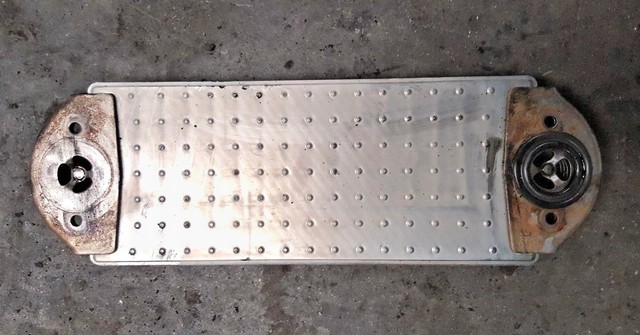 20742946 Genuine Volvo D13 Mack Mp8 Oil Cooler for sale online | eBay