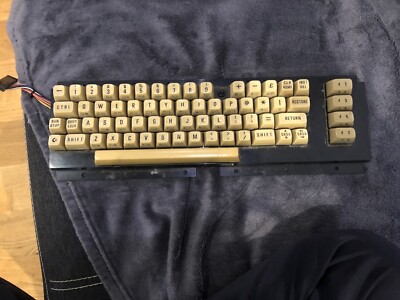 1x Commodore , C64 Replacement Keyboard key cap old version | eBay