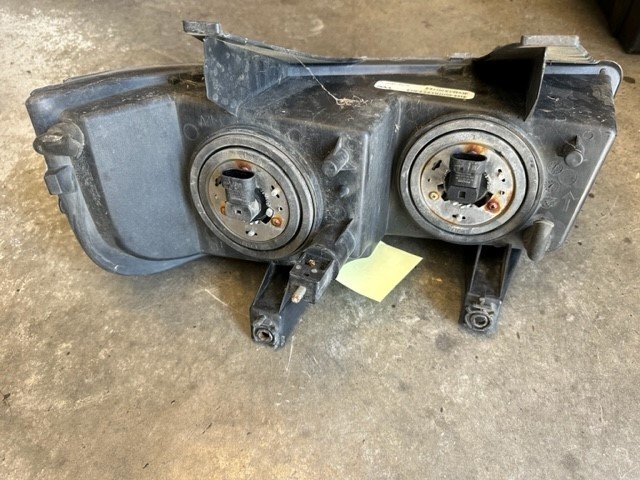 2011 Chevrolet Express 3500 Right Side Headlight Assembly 85577295 | eBay