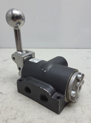 ARO K313LS Manually Operated Valve Outlet Hand Lever & Spring Actuated ...