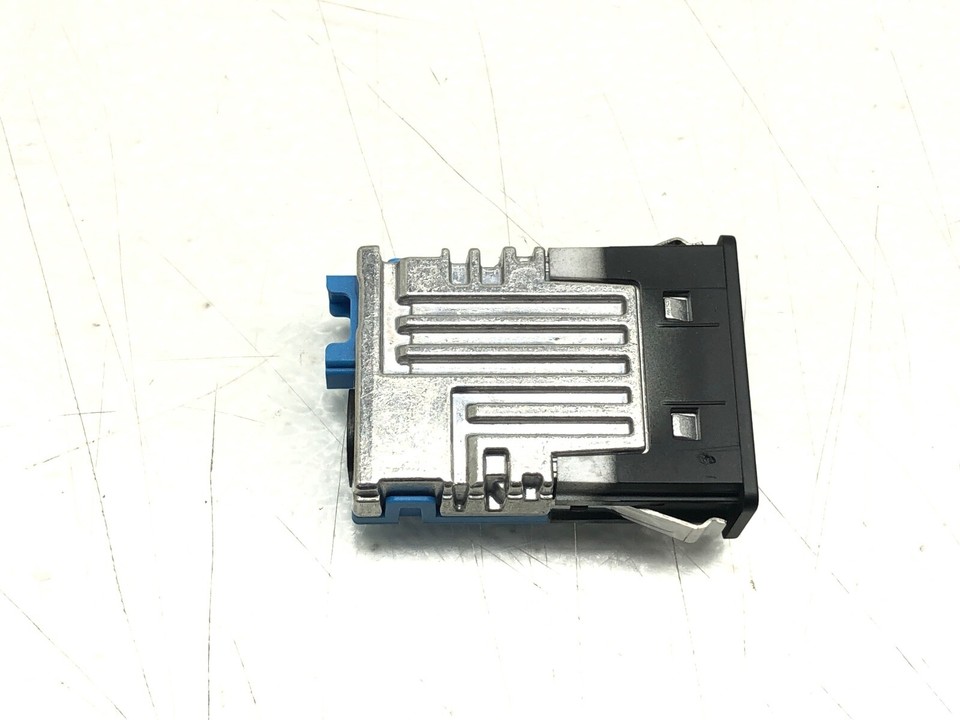 2019-2022 BMW G30 540i 530i 530e 550i USB C CHARGING PORTS OEM | eBay