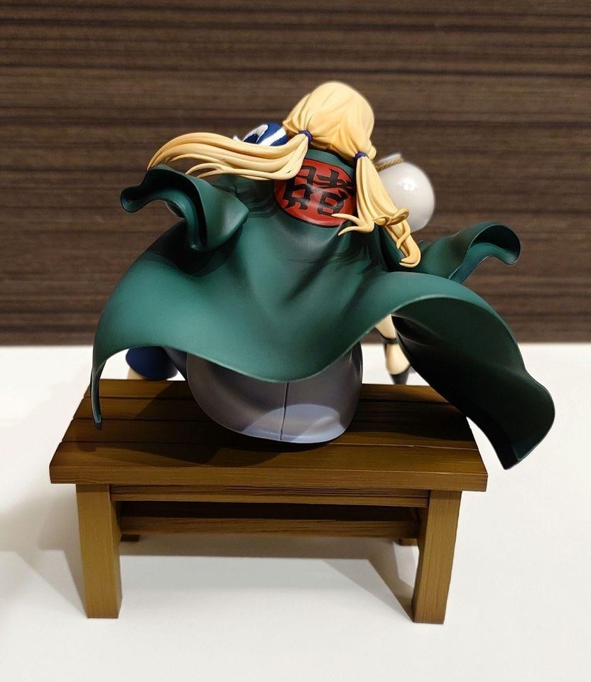 Naruto Gals Shippuden Tsunade Figure with Removable Cups and Magnetic ...