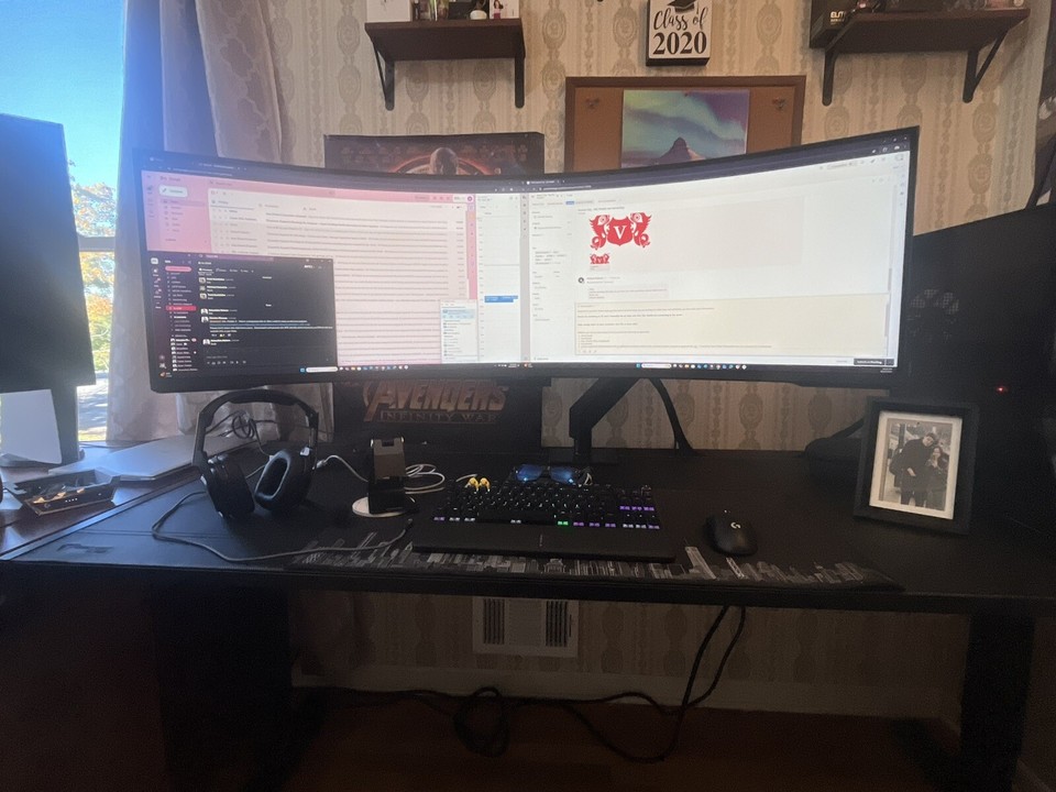 Samsung 57" Odyssey Neo G9 Series Dual 4K UHD Curved Gaming Monitor ...