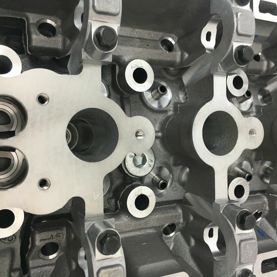 GM Chevrolet GMC Buick ECOTEC 2.4L Cylinder Head BARE w Camshafts ...