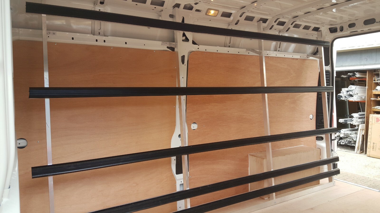 Single Medium Internal Frail Glass Rack - Ford Transit (Price includes ...