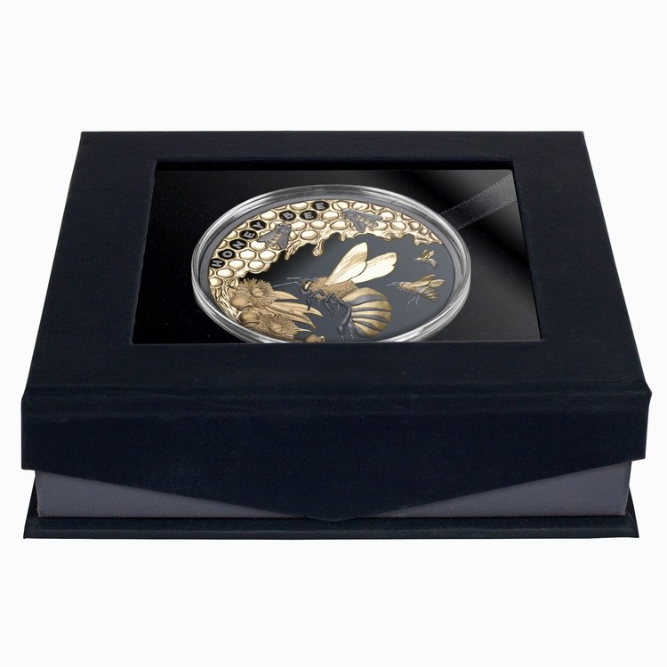 Niue 2025 HONEY BEE & Hive $1 Troy Oz Pure Silver GILDED BLACK PROOF ...
