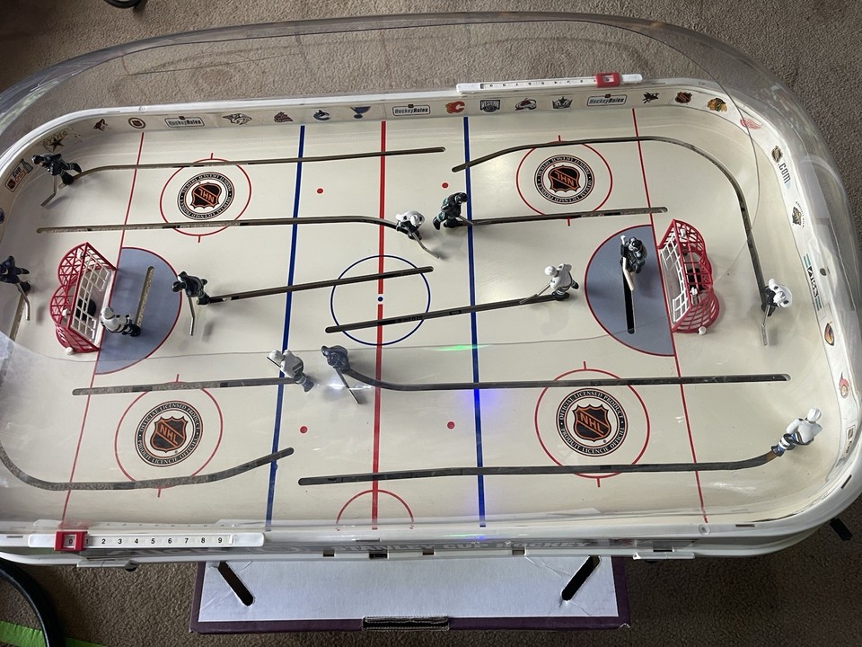 Stiga Stanley Cup Playoff slide Hockey Table With Bubble Dome/4 teams ...