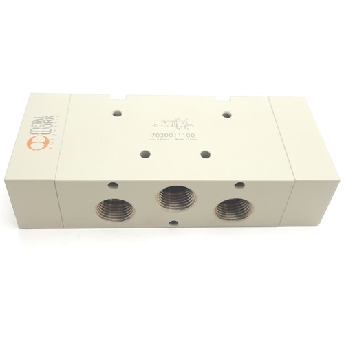 Metal Work 7030011100 PNV 45 PNS OO U Pneumatic Pilot Valve 1/2" NPT ...