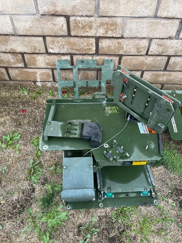 Radio tray for BFT (Blue Force Tracker) System with HMMWV Base Mount ...