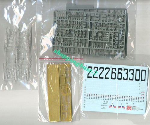 DRAGON 7054 1/700 WW.II U.S. Navy Aircraft Carrier U.S.S. Independence ...