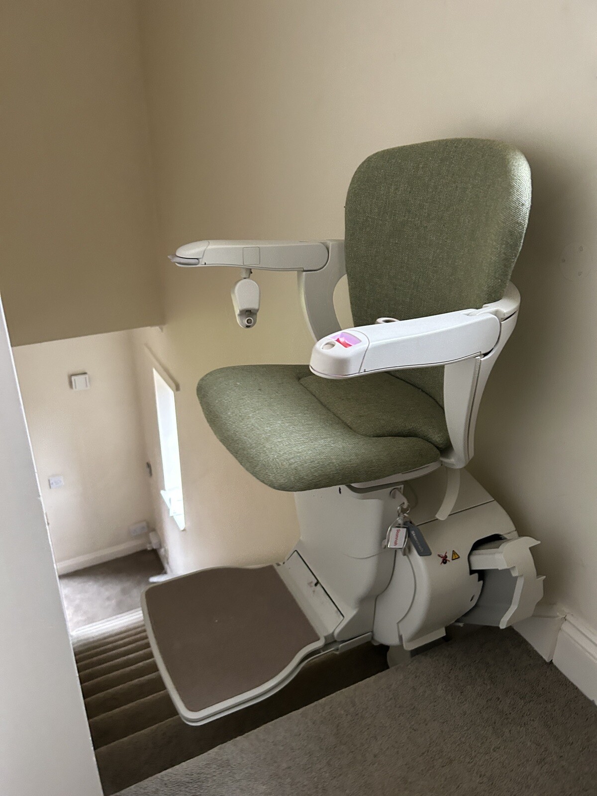 stannah stairlift 600 Stairlift With Powered Swivel Chair Price ...