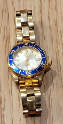 Invicta Women's 4610 Pro Diver Watch Champagne Dial Blue Trim Needs ...