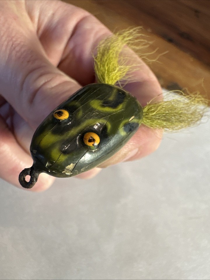 Vintage Hard To Find Fly Fishing Mouse & Frog - Wooden | eBay UK