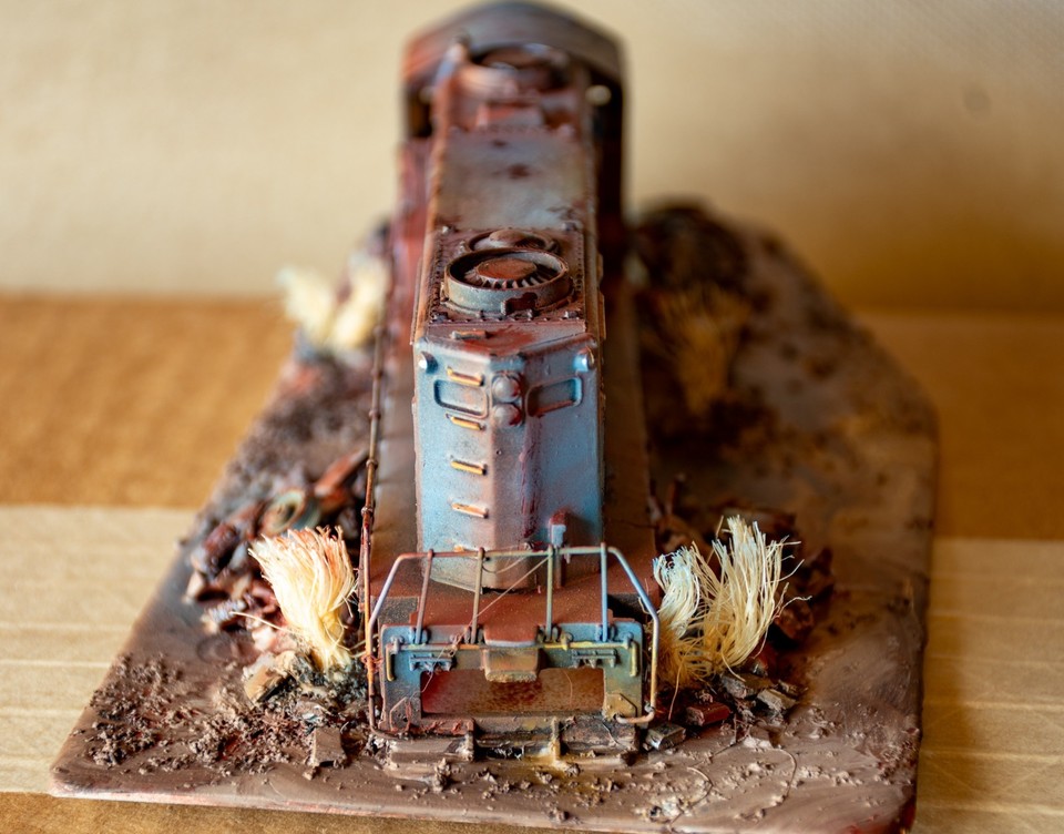 HO Scale Abandoned Unmarked GP 20 Junk Pile Diorama Custom Built ...