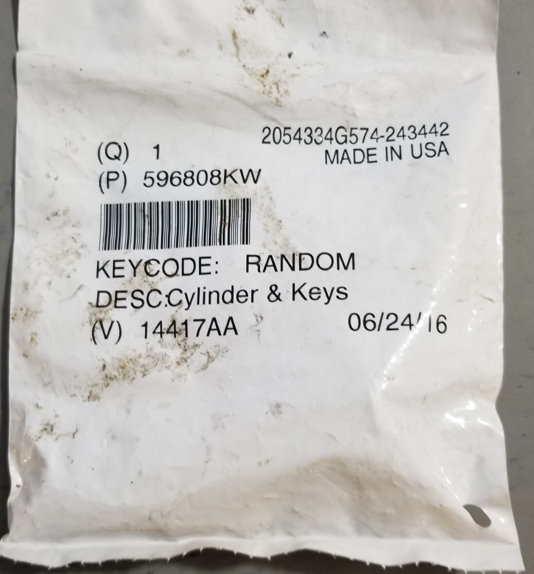 Set of Kenworth Ignition W/ 2 Kenworth Logo Key Part # 596808KW for ...