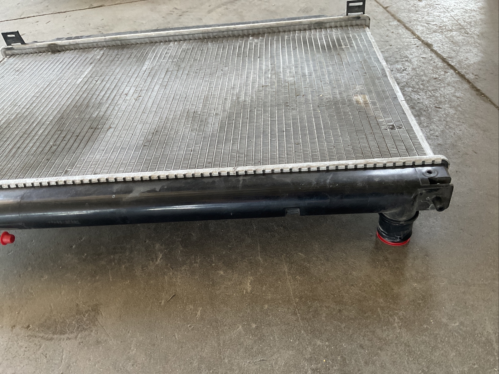 06-09 Infiniti M35 VQ35DE Engine Coolant Radiator Assembly 21460-EG200 ...