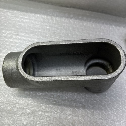 ** New Crouse-Hinds Conduit Outlet Body Threaded Elbow 1-1/2" LB57 (Lot ...