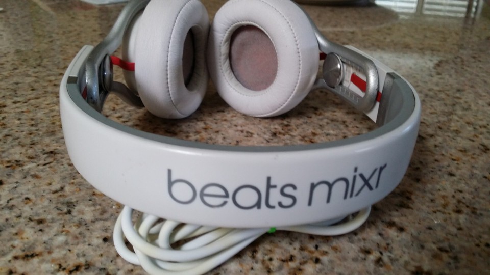 Beats by dr Dre Beats Mixr on ear headphone White color | eBay