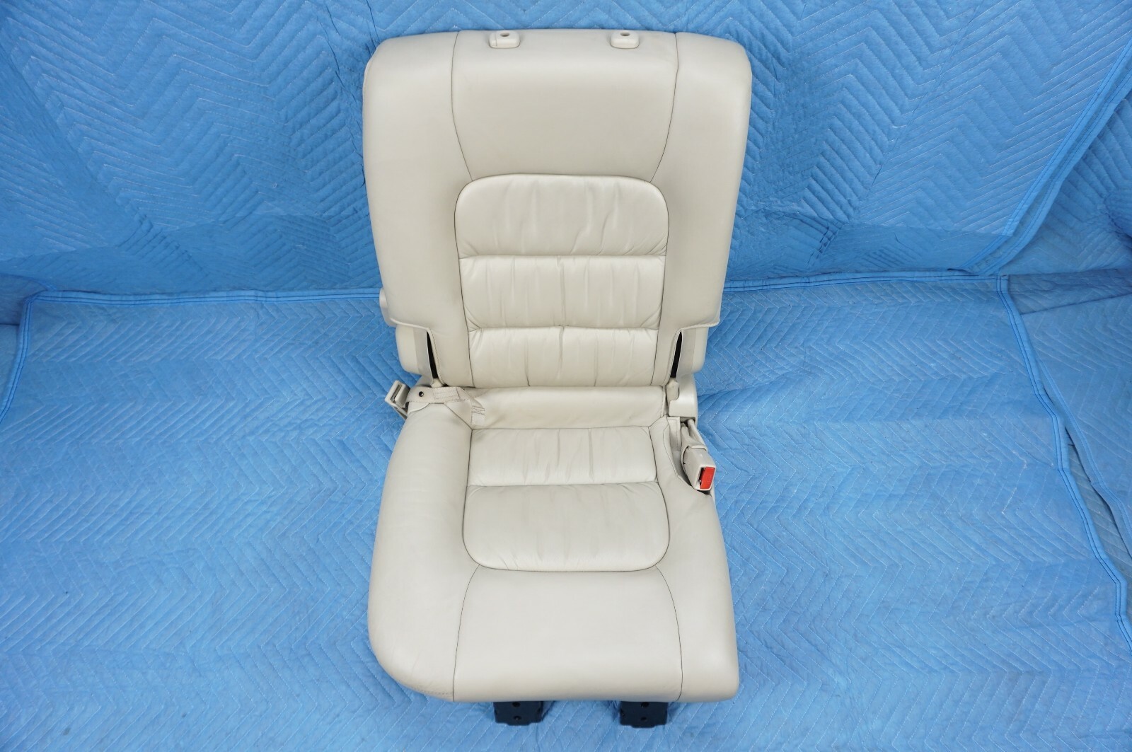 Lexus LX470 2nd Row Seat Passenger's Side Ivory 2003 2004 2005 2006 ...