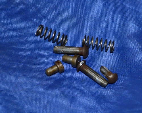 USED ORIGINAL PARTS SPRINGS PINS PFAFF 260 SEWING MACHINE PART GOOD ...