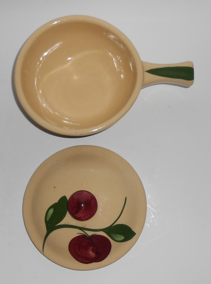 Vintage Watt Pottery Apple #18 Groove Handle Casserole w/Lid #2 | eBay