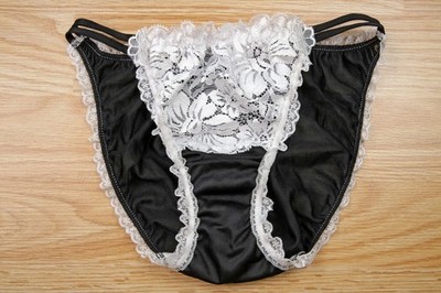 VINTAGE JAPANESE NYLON SHINY SLIPPERY PRETTY CUTE BLACK FRILL STRING ...
