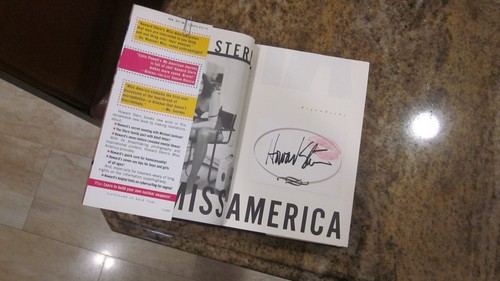 HOWARD STERN SIGNED AUTOGRAPHED MISS AMERICA W/KISS 1/50 (CONTEST PRIZE ...