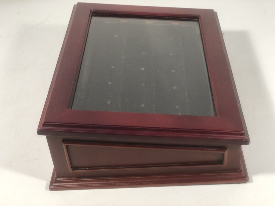 Platinum And Gold Highlighted Sacagawea Dollars Cherry Wood PCS Display ...