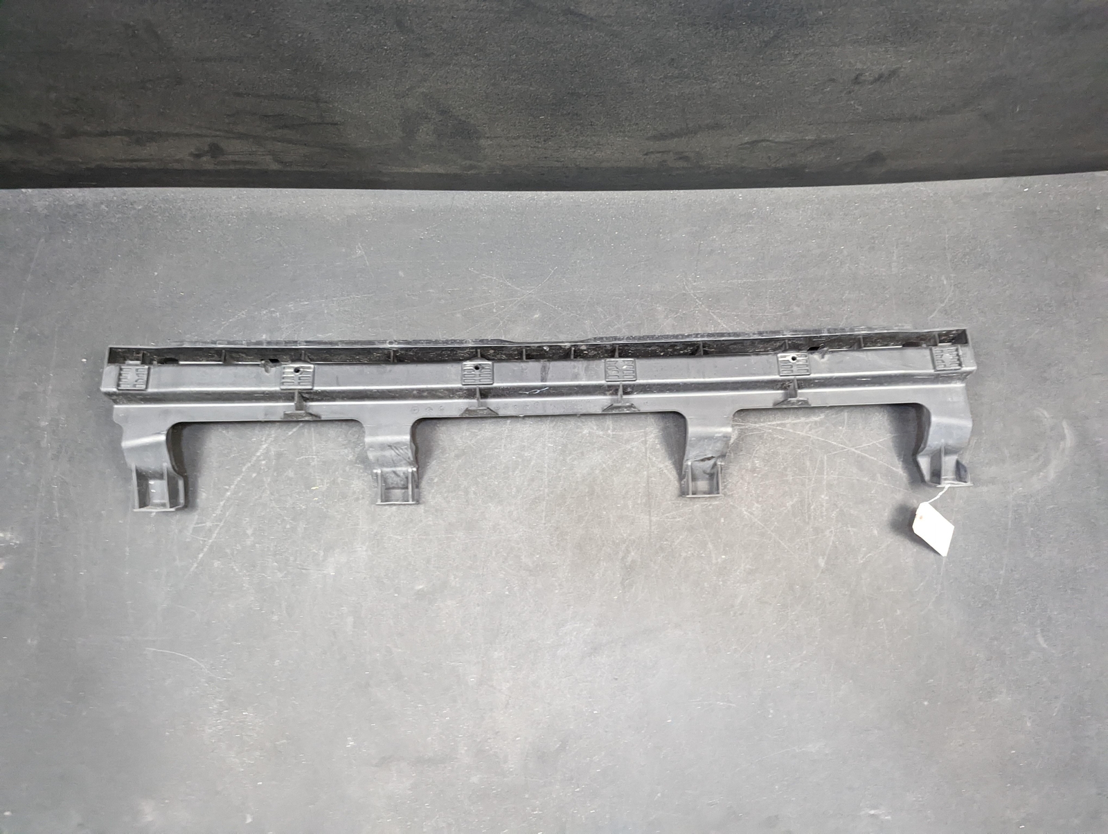 Rear Bumper Center Bracket 2016 Dodge Grand Caravan 5113107AC 2011 2012 ...