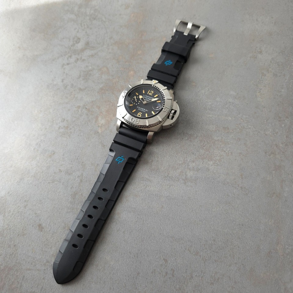 PANERAI PAM00194 LUMINOR SUBMERSIBLE 2500 AUTOMATIC TITANIUM 47mm ...