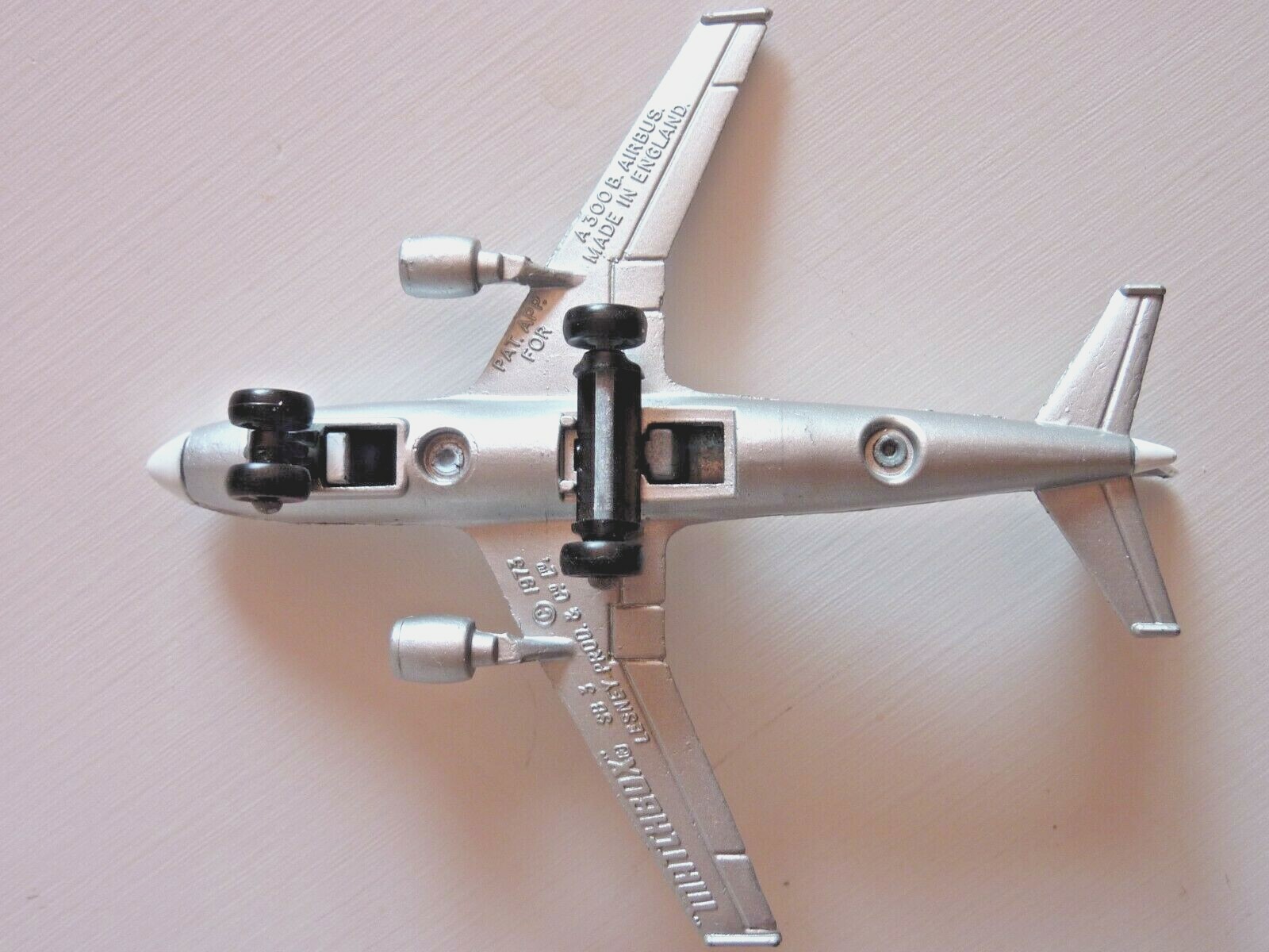 MATCHBOX LESNEY SKYBUSTERS SB 3 AIRBUS A300 B LUFTHANSA D-AXJI AIRLINER ...