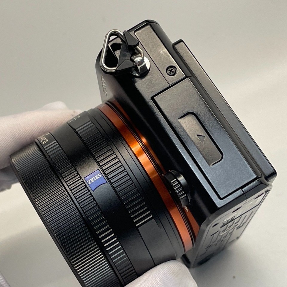 Sony Cyber-shot DSC-RX1R Digital Camera 24.3MP Dioptric Adjustment w ...