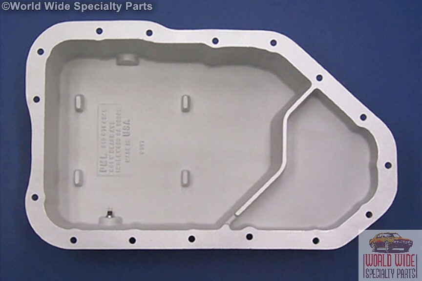 GM 200-4R Deep Transmission Pan, 2.5 Quarts Extra Capacity, Cast ...