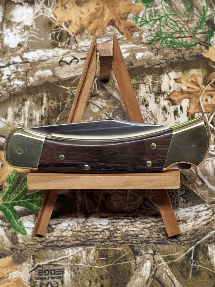 Vintage Buck ..110.. 4 dot Knife With Short Blade Still Good Usable ...
