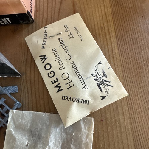 MEGOW #HO-1 HO 'WOOD & METAL Cement Car kit w/o trucks'-MKT Decals-NEW ...