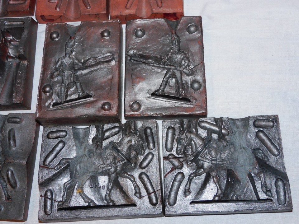 LOT OF 10 -VINTAGE LEAD TOY SOLDIER R&B RUBBER/SILICONE MOLDS & BOARDS ...