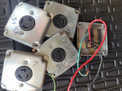 Connectors, Switches & Wire - Twist Lock